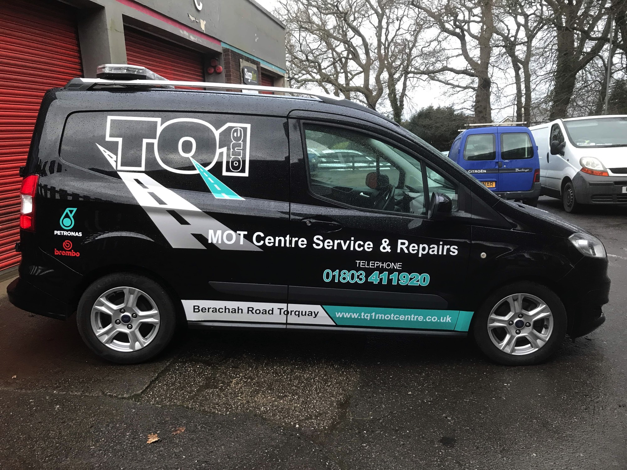 Van Signwriting Newton Abbot | Vehicle Graphics | Magnetic Signs | From ...